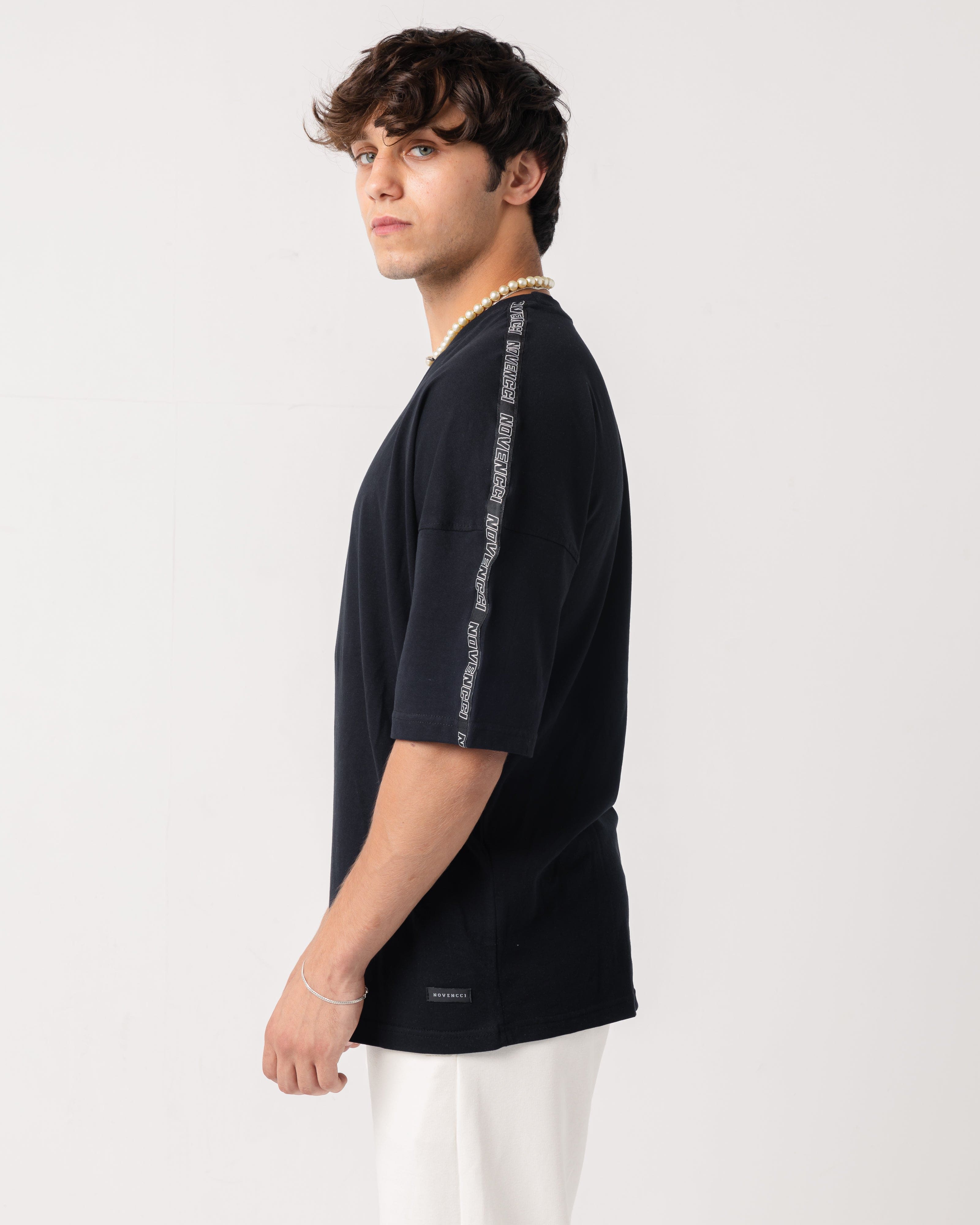 Oversized Novencci Black t-shirt