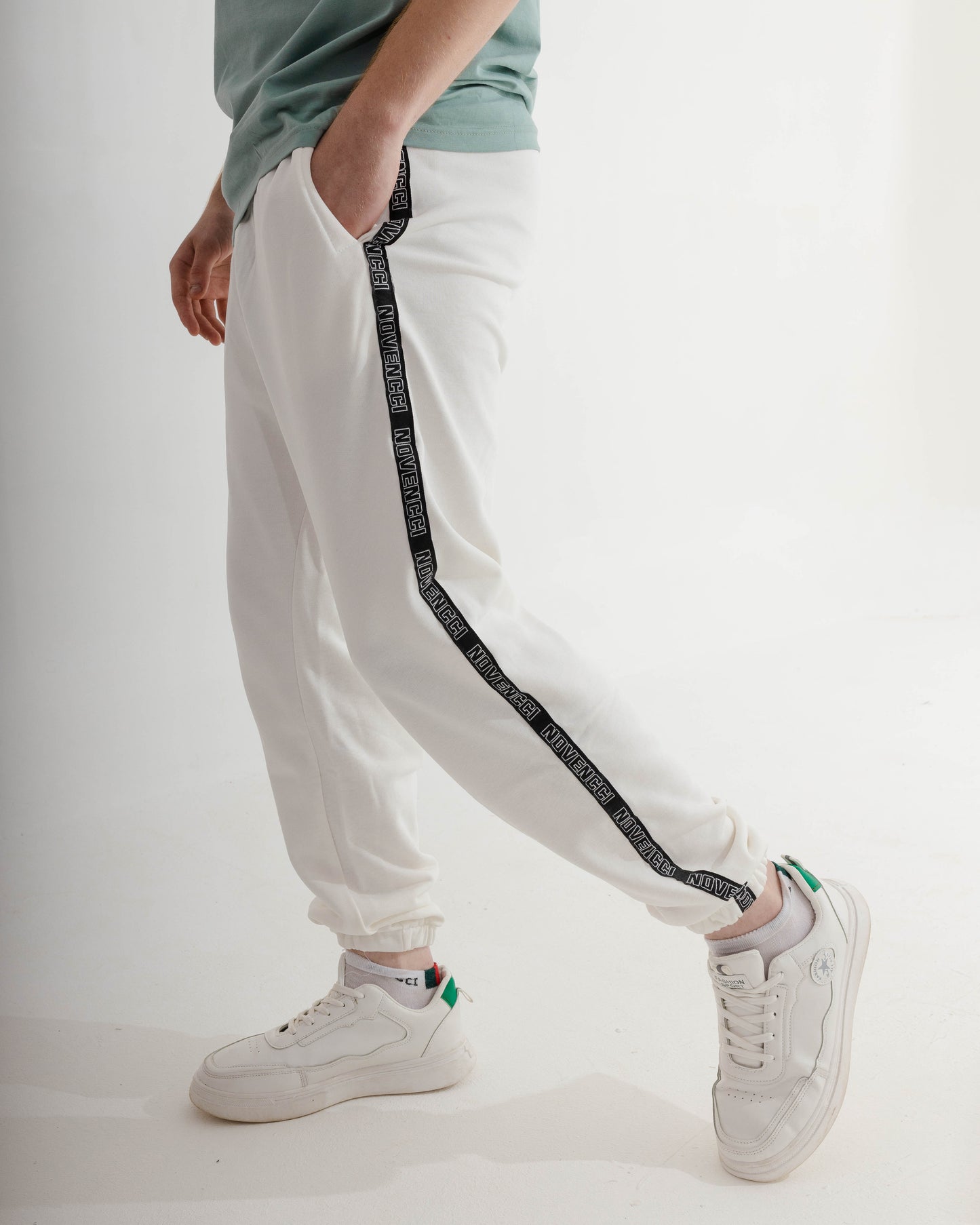 Novencci white sweatpants